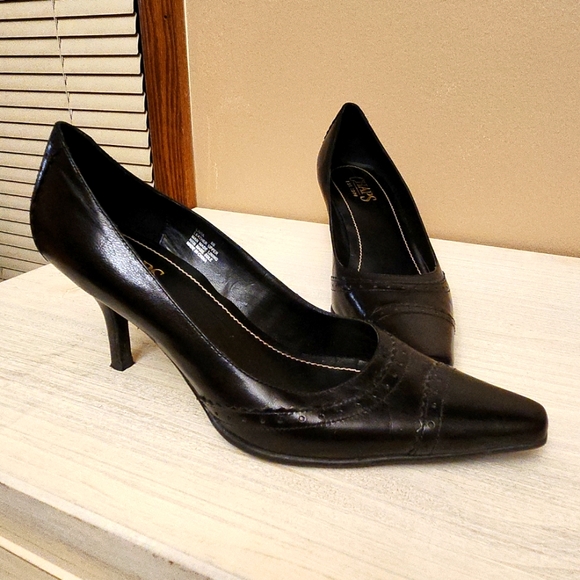 Chaps | Shoes | Womens Chaps Black Leather Oxford Pointed Toe Pumps ...